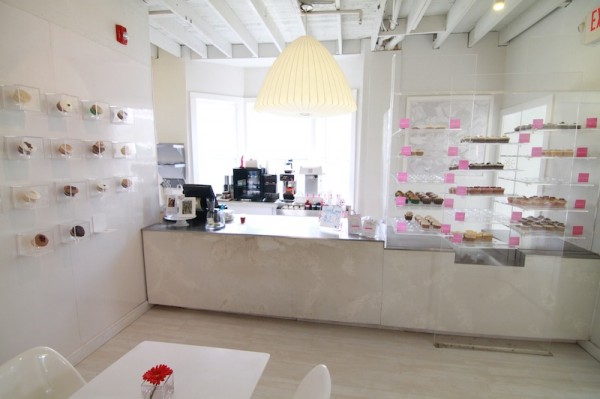 Bakery Review – Sara Sara Cupcakes in Oklahoma City – DessertedPlanet.com