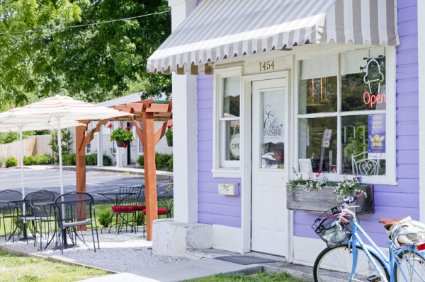 Bakery Review: Elle’s Patisserie in Springfield, MO – DessertedPlanet.com